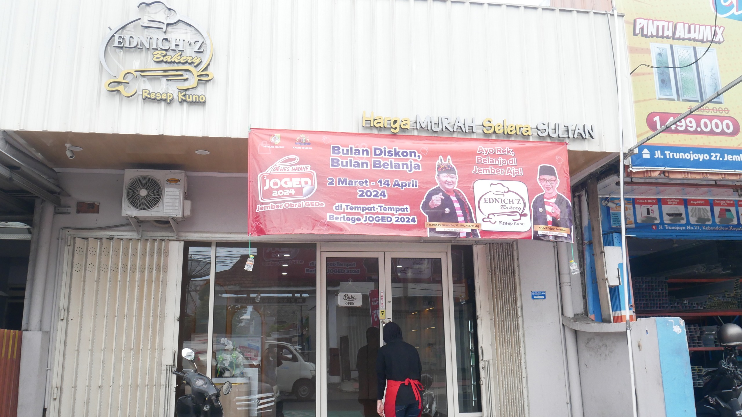 Menjelang Bulan Belanja, Toko Roti Ednich'z Bakery Meriahkan Jember ...